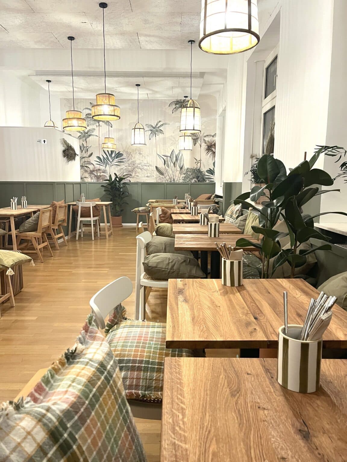 HAVN Bar & Restaurant